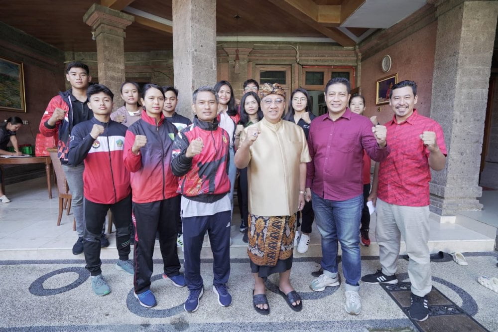 Parwata Lepas 12 Atlet FORKI Badung | Warta Bali Online