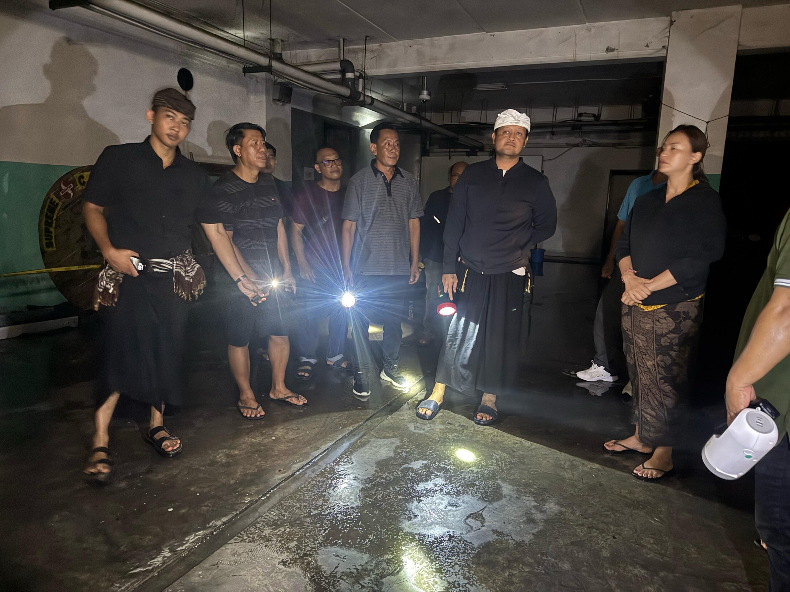 Panel genset Gedung DPRD Badung Meledak | Warta Bali Online